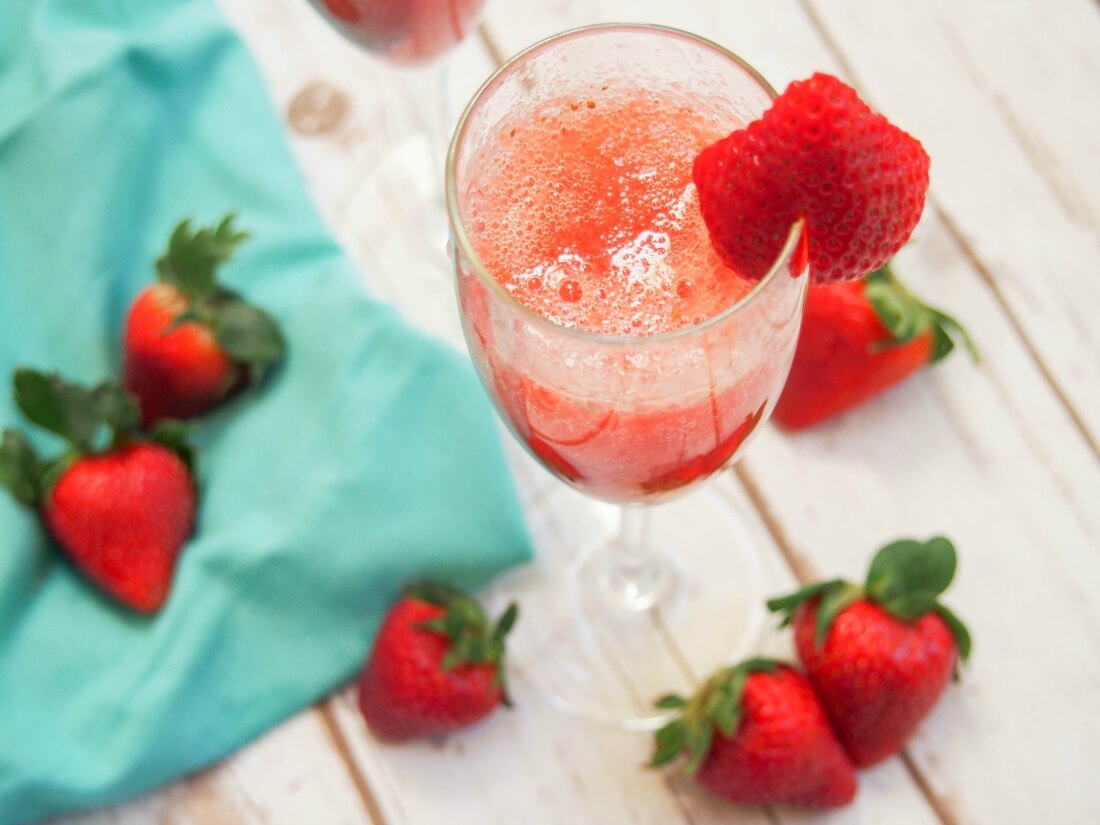 25+ Strawberry Cocktails